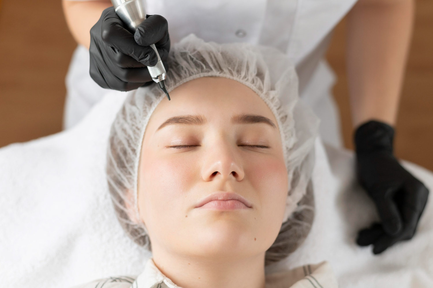 Microblading Eyebrows: Understanding the Procedure's Timeline